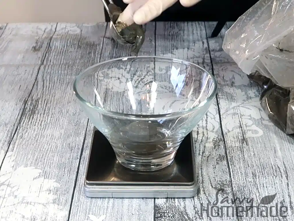 Detox With A DIY Mud Mask Recipe