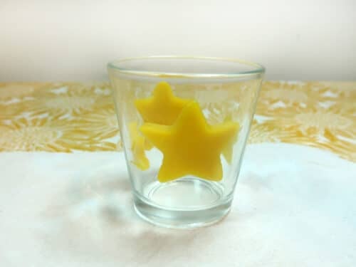 How To Make Container Candles With Beeswax Embeds