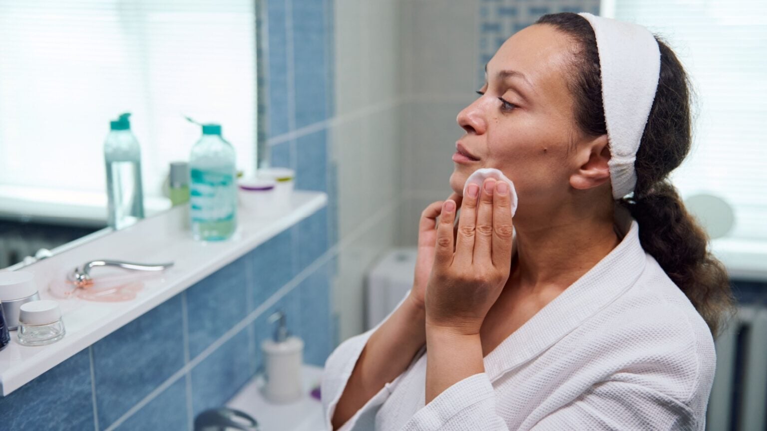 18 Face Scrubs, Cleansers & Masks You Can DIY