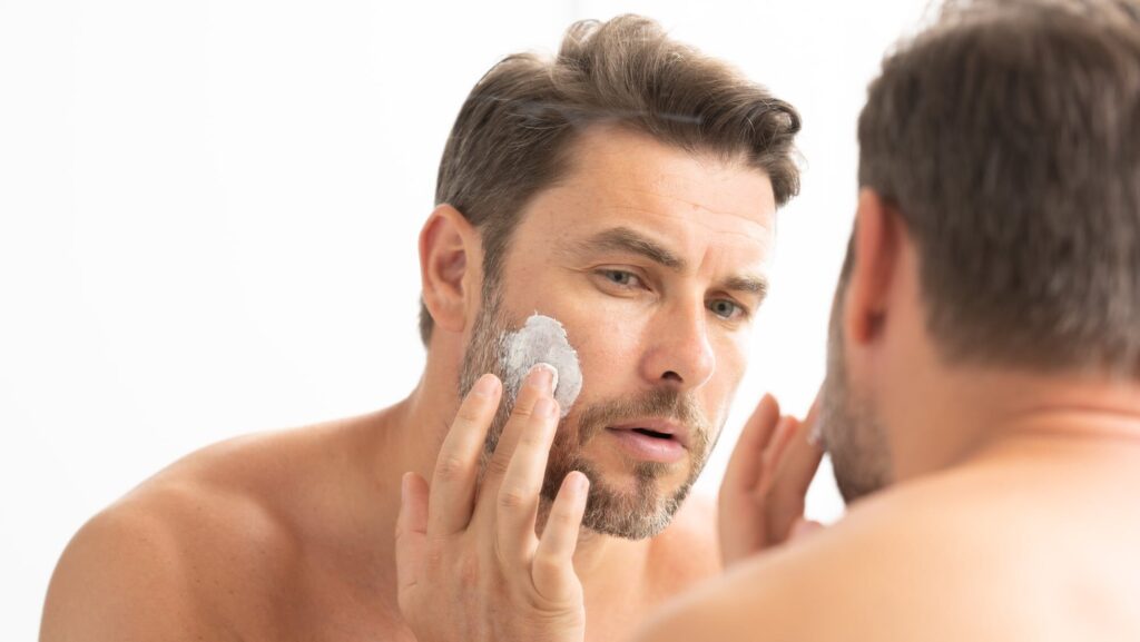 20 Proven Moisturizer And Lip Balm Recipes